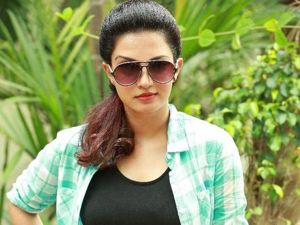 Malayalam Actress Honey Rose About Casting Couch | Honey Rose About ...