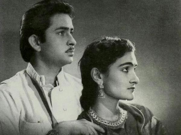 Remembering Krishna Raj Kapoor: These Rare Photos Of Her Will Make You ...