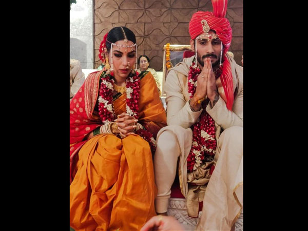 Prateik Babbar & Sanya Sagar's Wedding Pictures Are Out & They Look ...