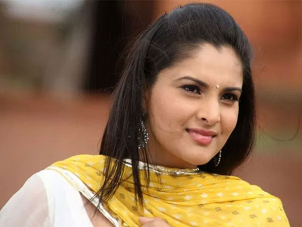 Ramya Shares Painful Memories Of Growing Up Without A Father | Actress ...