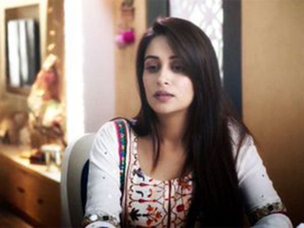 Kahaan Hum Kahaan Tum Review: The Show Is Refreshing & A Must-Watch ...