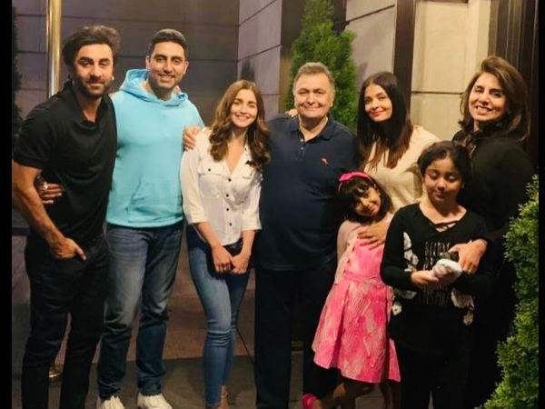 Ranbir Aaradhya Pose Goofy With Aishwarya Rai Alia Rishi Kapoor ...