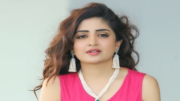 Poonam Kaur After Fighting Depression: I Don’t Want To Die, I Want ...