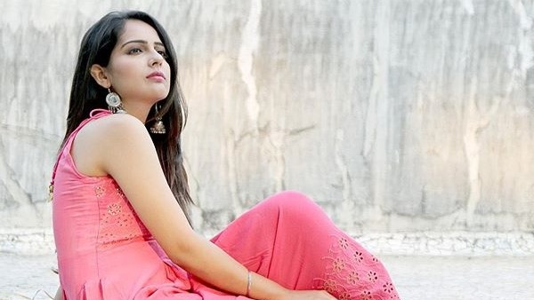 Malvi Malhotra Undergoes Plastic Surgery; Says It Might Take 2-3 Months ...