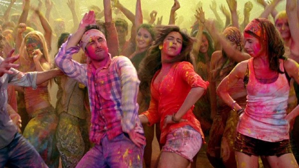 Best Holi Scenes In Bollywood Films: From Amitabh Singing 'Rang Barse ...