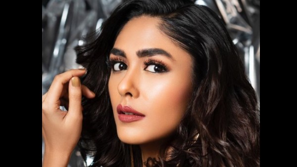 Mrunal Thakur Recalls Being Treated In A Different Way As Newcomer ...