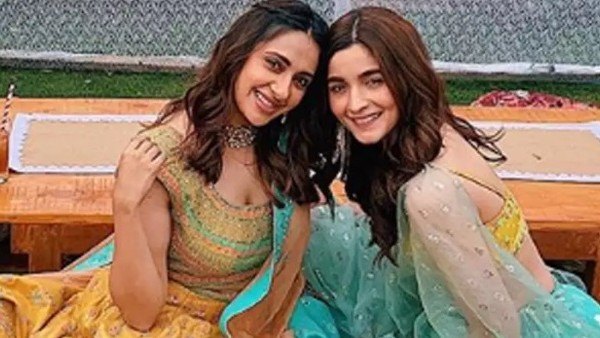 Alia Bhatt's BFF's Anushka & Akansha Ranjan To Host Bachelorette Party ...