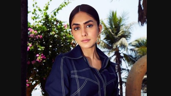 Mrunal Thakur On Comparisons Between Jersey Stars Shahid Kapoor & Nani ...