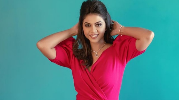 Rutuja Bagwe Had An Accident In Her Kitchen; Actress Says ‘She Is ...