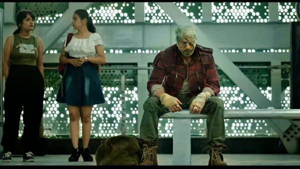 Thalapathy Vijay In A Cameo For Shah Rukh Khan's Jawan? - Filmibeat