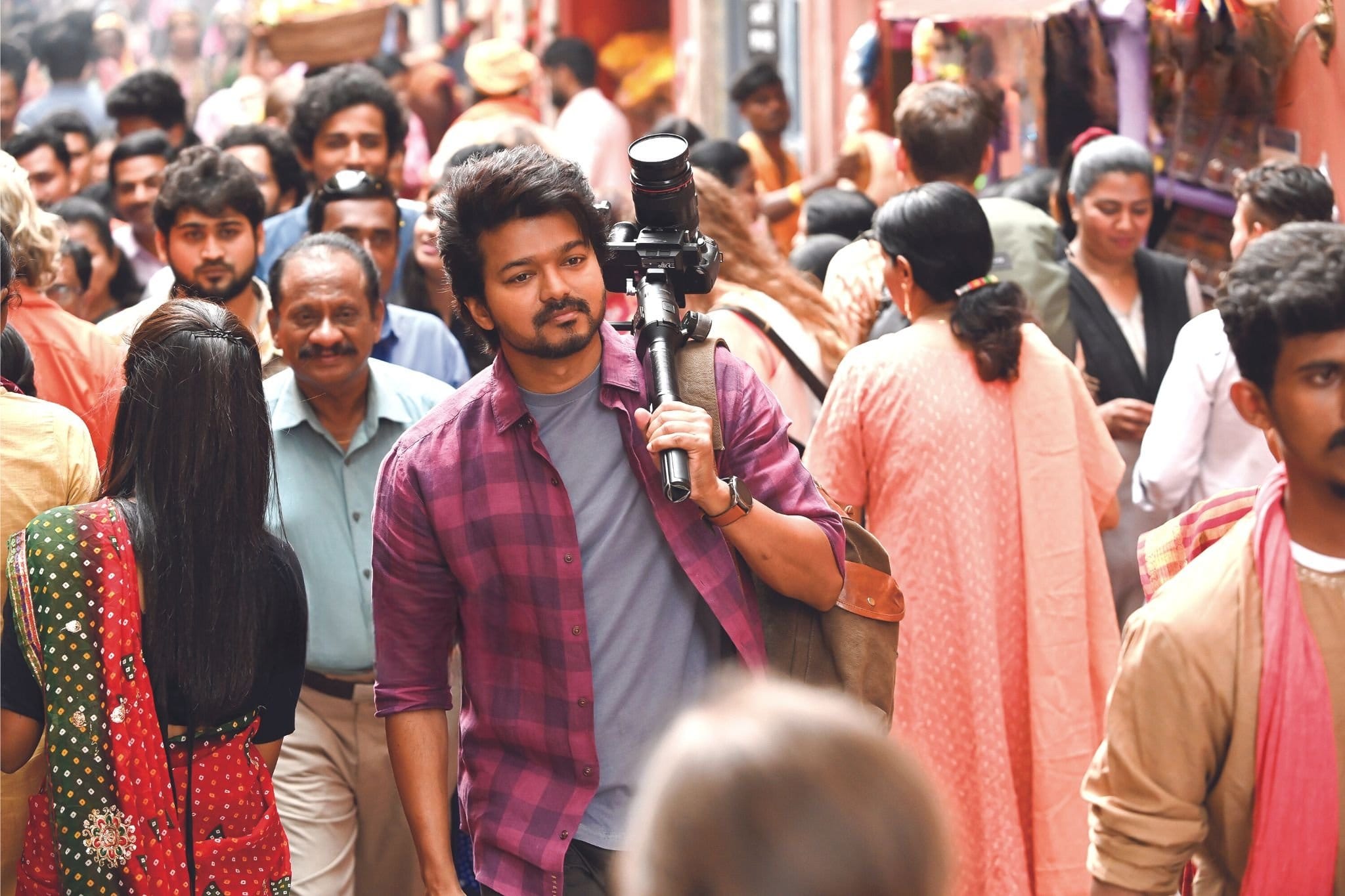 Director Vamshi Paidipally Shares How Thalapathy Vijay Starrer Varisu ...