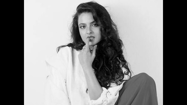 Rekha Birthday Special: 5 Reasons To Go 'Gum Hai Kisi Ke Pyar Mein' Over The Diva! - Filmibeat