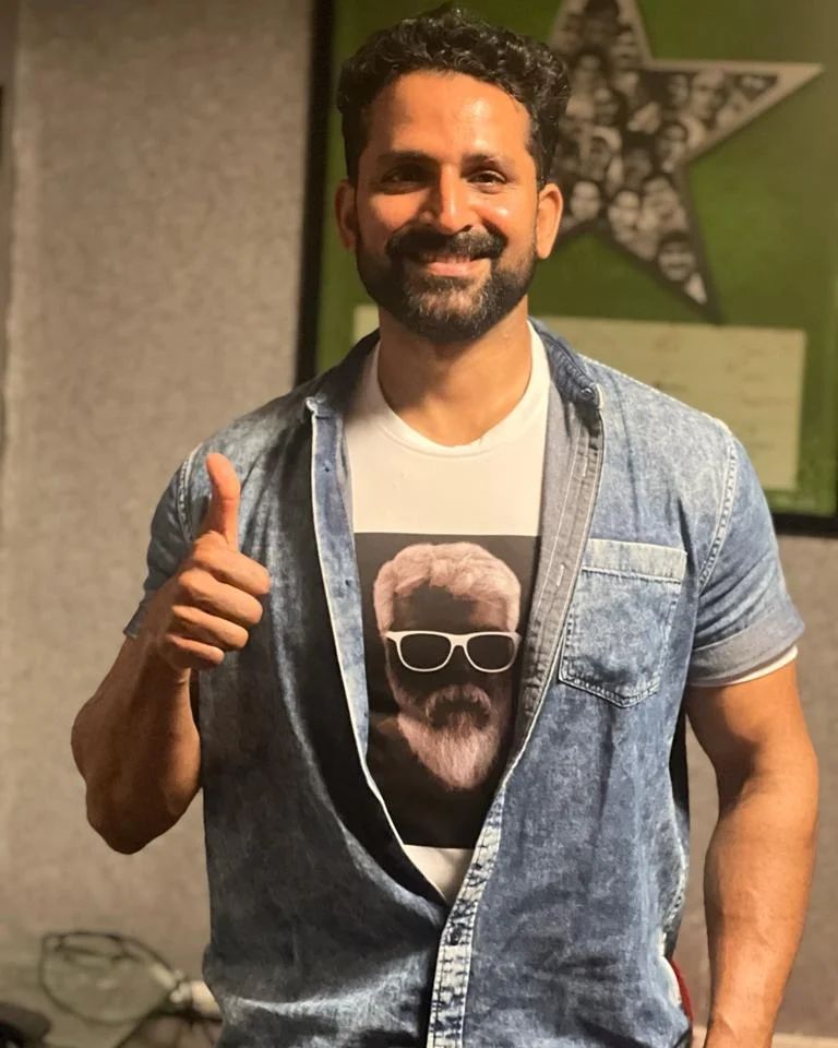 ‘I Am A Proud Ajith Kumar Fan’ – Thunivu Actor John Kokken’s Instagram ...