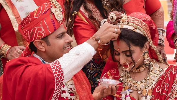 Ghum Hai Kisikey Pyaar Meiin Star Neil Bhatt Wishes Wife Aishwarya ...