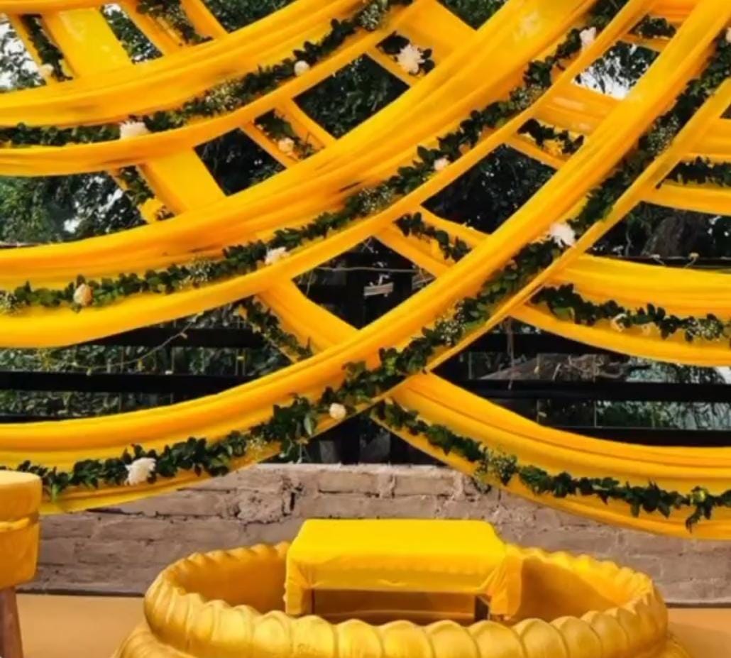 Dipika Kakar And Shoaib Ibrahim Pamper Bride-To-Be Saba Ibrahim At Her ...