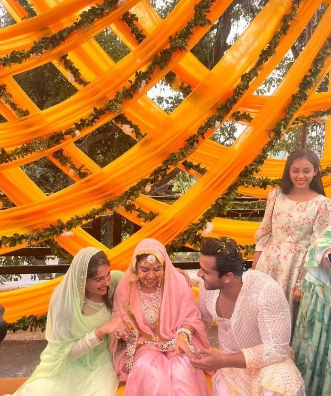 Dipika Kakar And Shoaib Ibrahim Pamper Bride-To-Be Saba Ibrahim At Her Haldi Ceremony; PICS ...