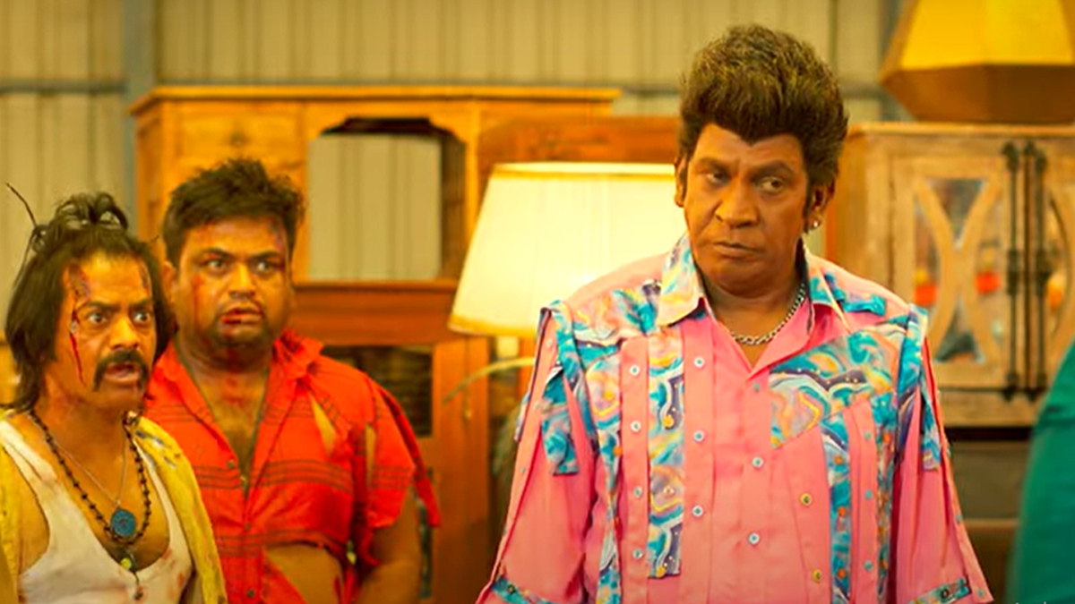 Vadivelu Celebrated His Naai Sekar Returns Trailer Release By Dancing ...