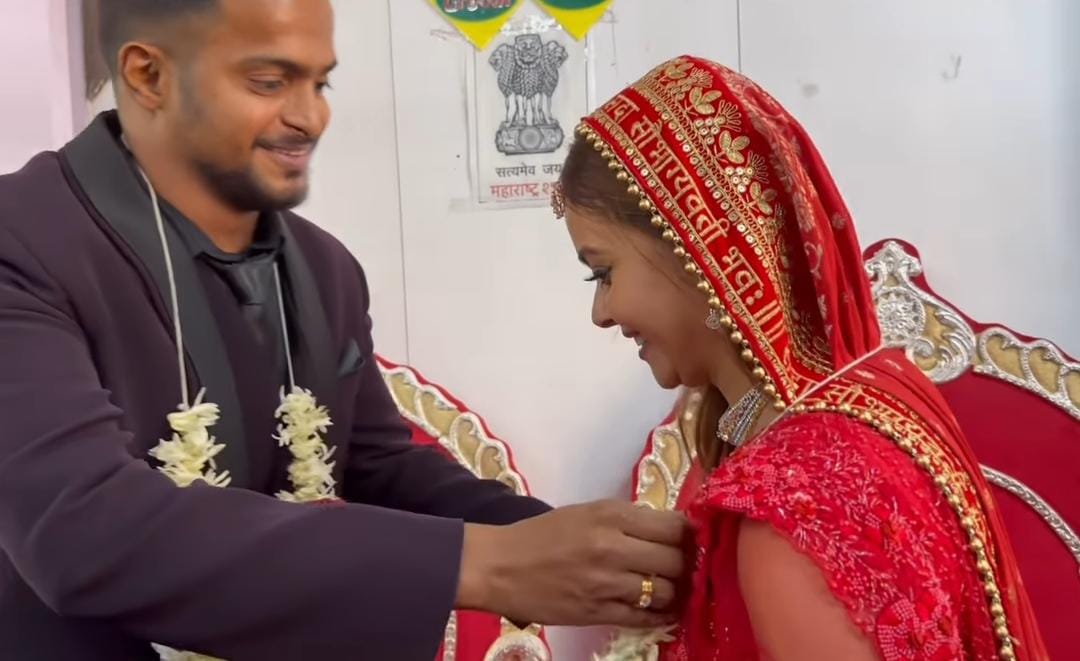 Devoleena Bhattacharjee Bridal Dupatta Deepika Padukone Connection ...