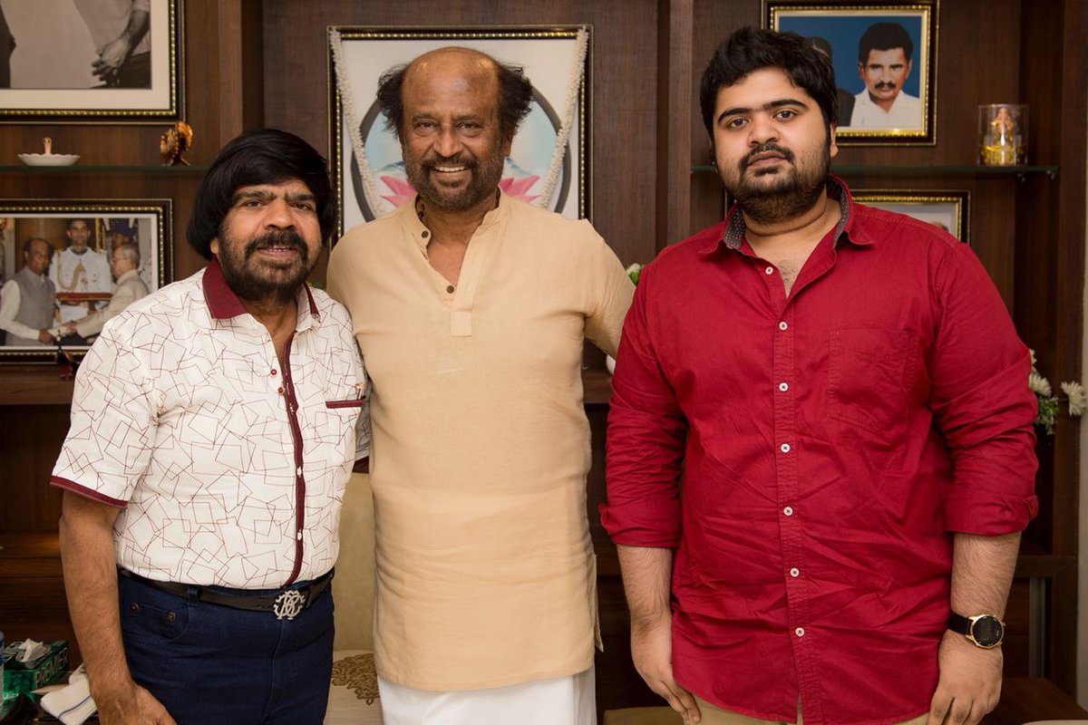 T Rajendar Prays At Kanchipuram Sri Vazhakarutheeswarar Temple For His ...