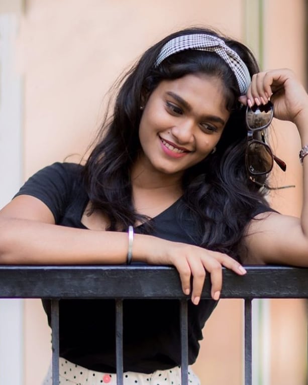 Yaradi Nee Mohini Serial Actress Nakshatra Announces Pregnancy: Says ...