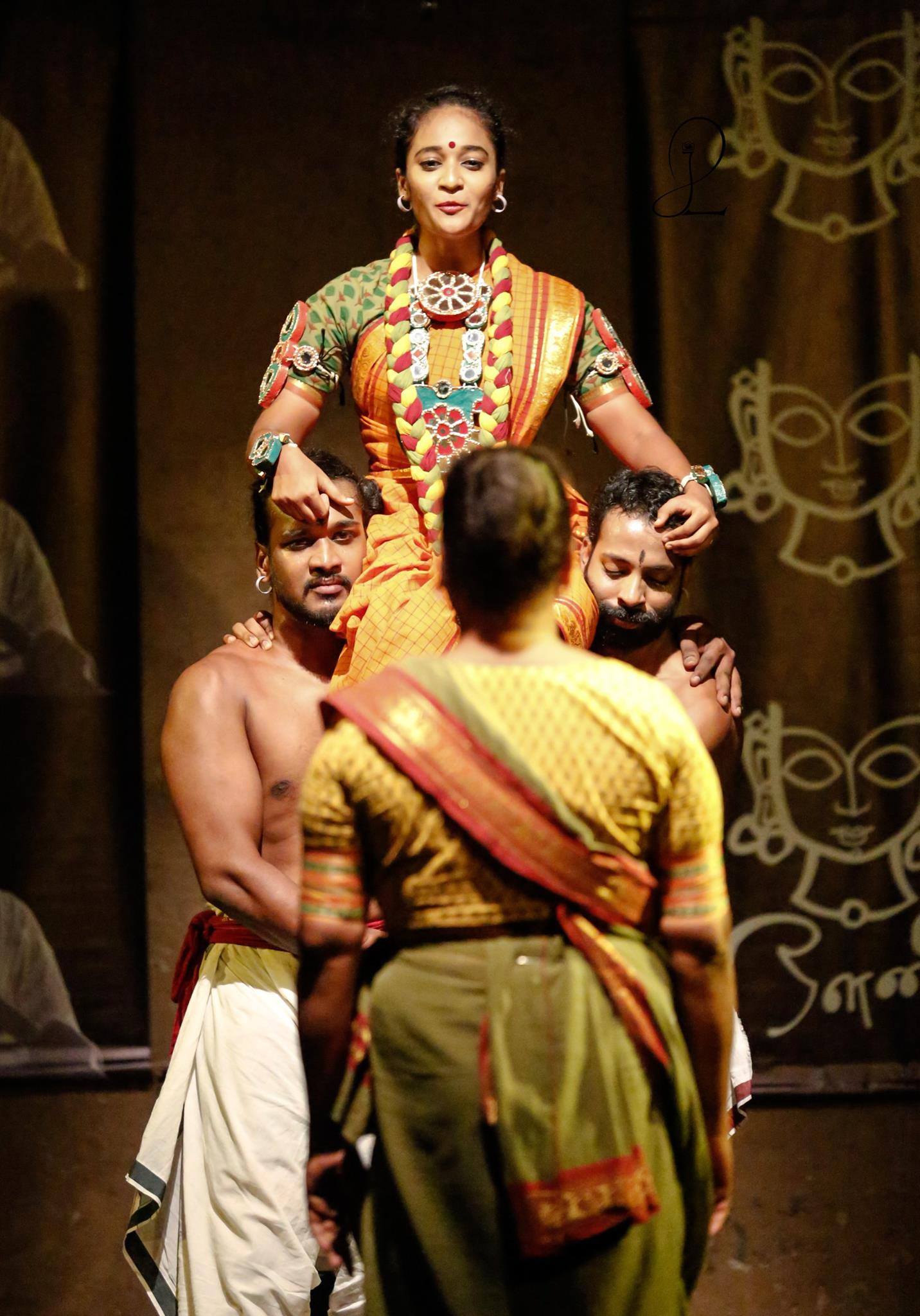 Bigg Boss Tamil 6 Grand Finale: Vikraman's Sister’s Pic Goes Viral ...