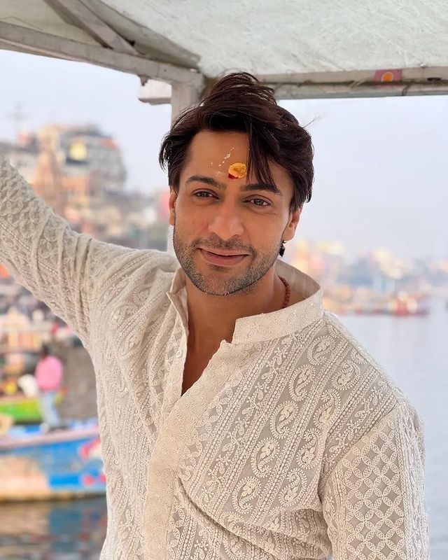 Bekaboo Fans Troll Shalin Bhanot For Bad Acting As Scene With Eisha ...