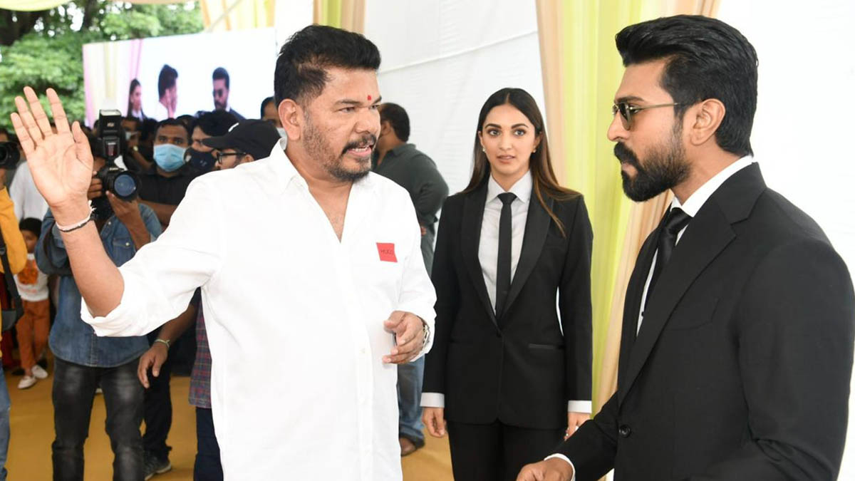 RC 15: RRR Ram Charan's Next With S Shankar & Kiara Advani Gets ...