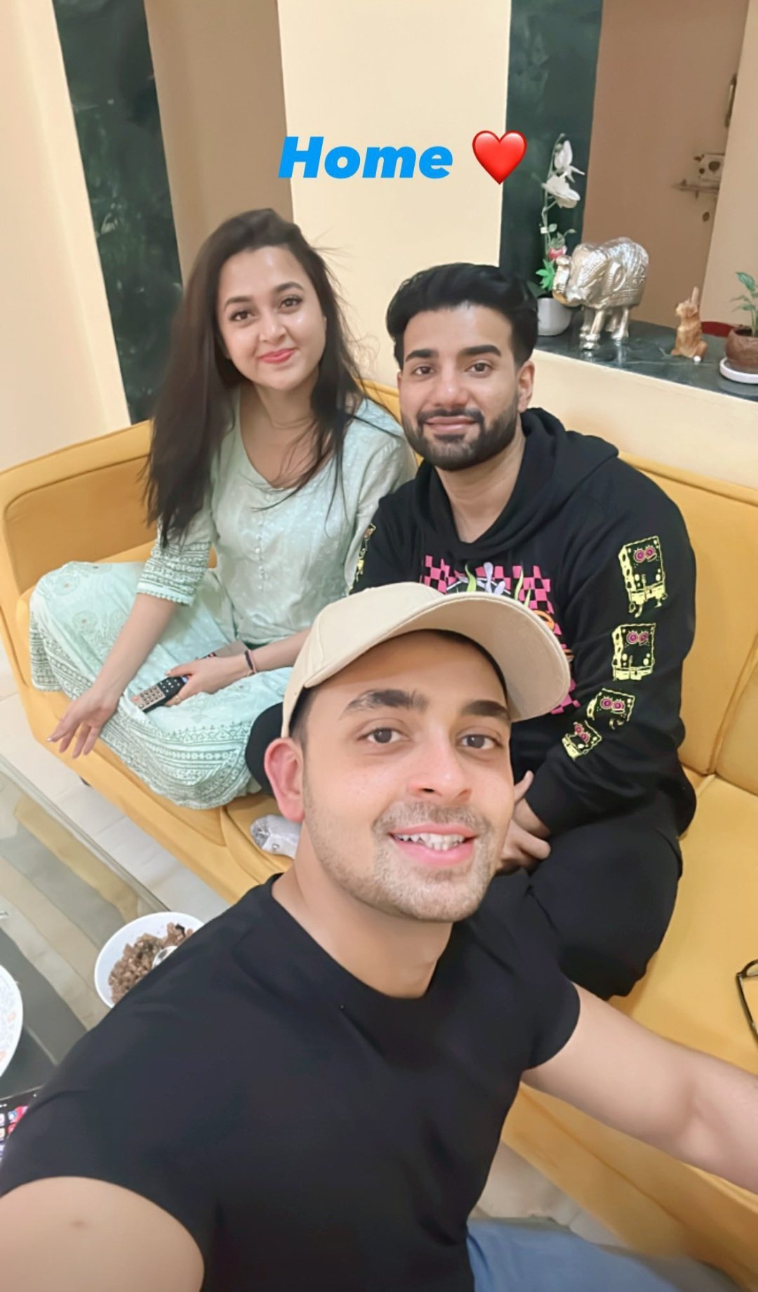 Tejasswi Prakash Brother Pratik Wayangankar Shares Her Shiny Trophies ...