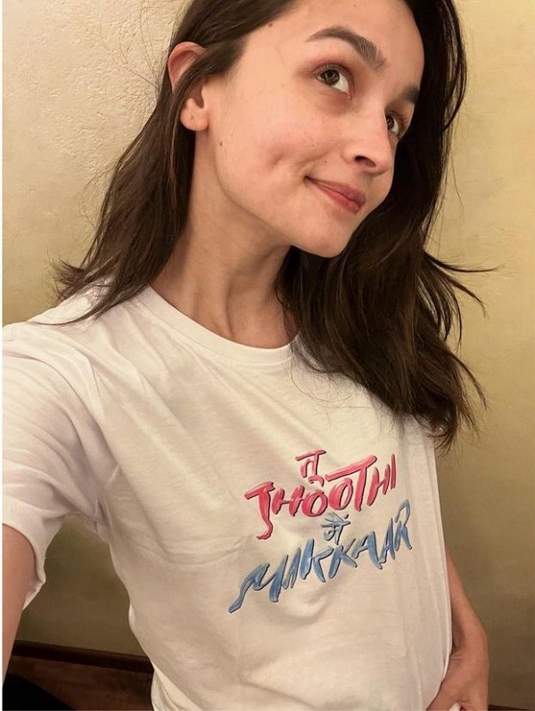 From Shah Rukh Khan To Yami Gautam: These Dimpled Actors Smiling Their ...