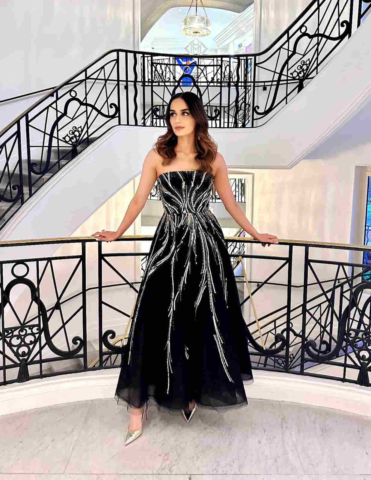 Cannes 2023: Mrunal Thakur, Sara Ali Khan & Manushi Chhillar; B’Wood ...