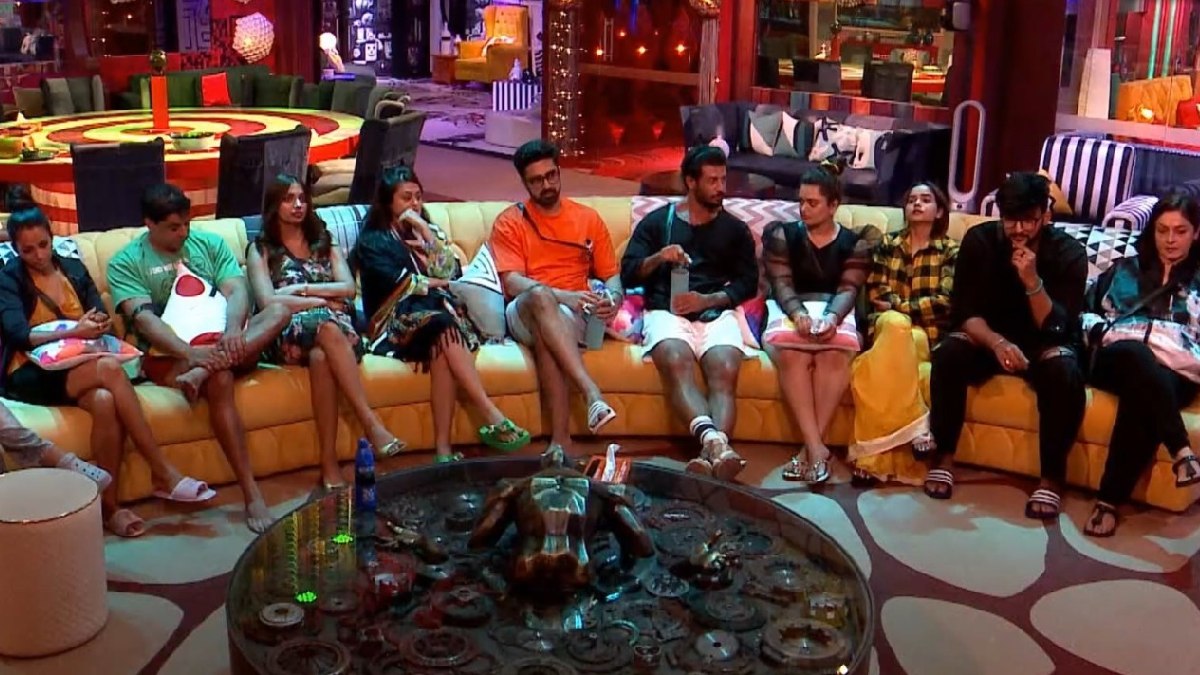 Bigg Boss OTT 2 Highest Paid Contestant Revealed Pooja Bhatt Avinash ...