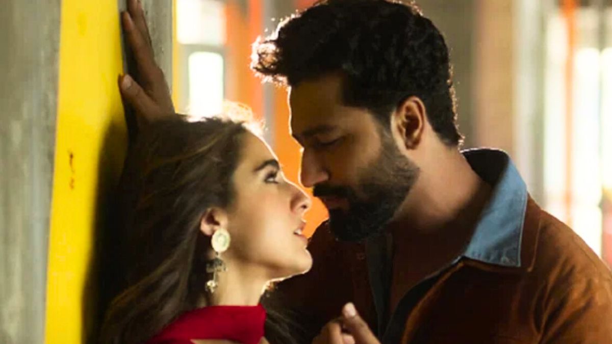 Zara Hatke Zara Bachke Day 2 Box Office Collection | ZHZB Movie Day 2 ...