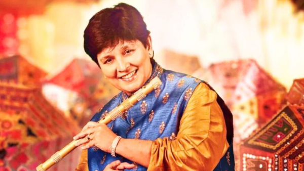‘Dandiya Queen' Falguni Pathak Charges THIS Whopping Amount To Sing ...