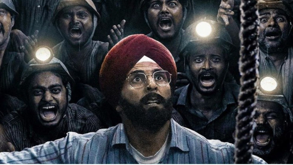 Mission Raniganj review ratings akshay kumar parineeti chopra must ...