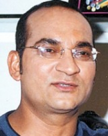 Abhijeet Bhattacharya: Age, Photos, Family, Biography, Movies, Wiki ...