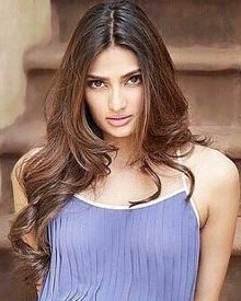 Athiya Shetty: Age, Photos, Family, Biography, Movies, Wiki & Latest ...