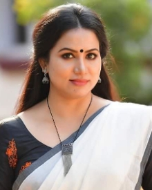 Sheelu Abraham: Age, Photos, Family, Biography, Movies, Wiki & Latest ...