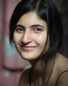 Shivani Raghuvanshi: Age, Photos, Family, Biography, Movies, Wiki ...