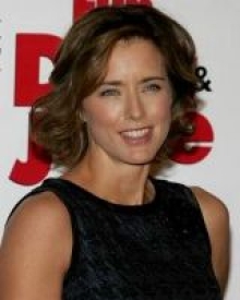 Tea Leoni: Age, Photos, Family, Biography, Movies, Wiki & Latest News ...