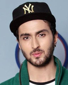 Vibhav Roy: Age, Photos, Family, Biography, Movies, Wiki & Latest News ...