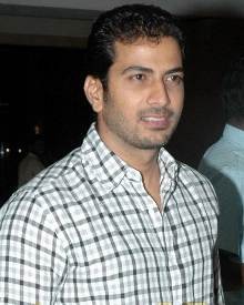 Jithan Ramesh Biography, Wiki, DOB, Family, Profile, Movies, Photos ...