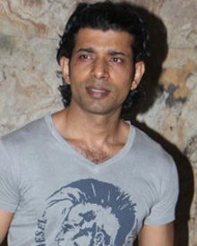 Vineet Kumar Singh Biography, Wiki, DOB, Family, Profile, Movies ...