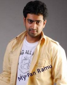 Serial Actor Vivek Gopan Family Photos