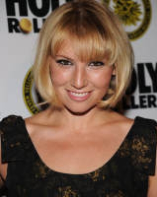 Actress Ari Graynor