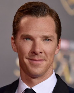Benedict Cumberbatch Middle Finger