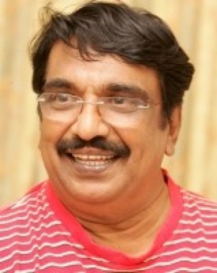 Cochin Haneefa Family In Rented House