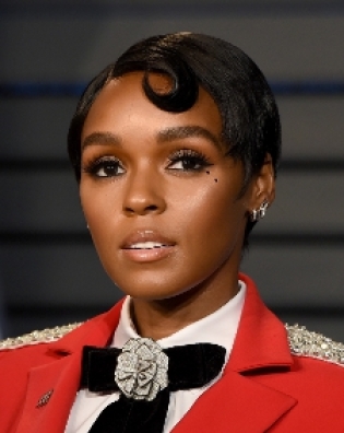 Janelle Monae Height