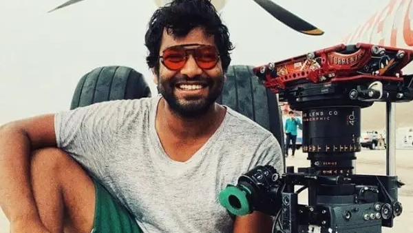 9. அறிவு - சிறந்த பாடலாசிரியர் - சார்பட்டா பரம்பரை