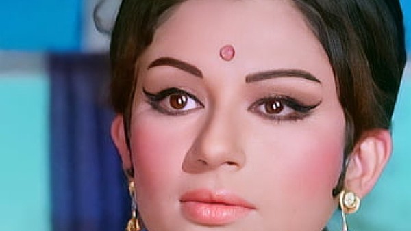 Bollywood Old Beautifull Actress: Most Beautifull Actress Of Bollywood Of Old Era | Bollywood ...