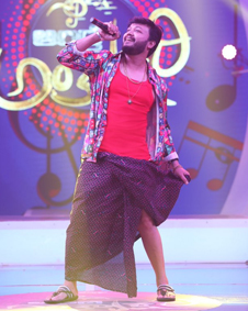 Sakath Preview, Sakath Story & Synopsis, Sakath Kannada Movie - Filmibeat